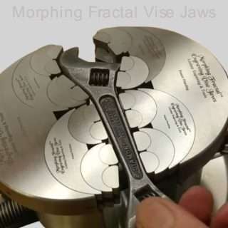 Morphing Fractal Vise Jaws - US Gadgets
